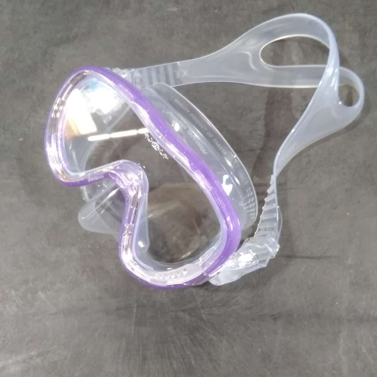 Open Box Tusa Tina Single Lens Scuba Diving Mask – DiveCatalog.com