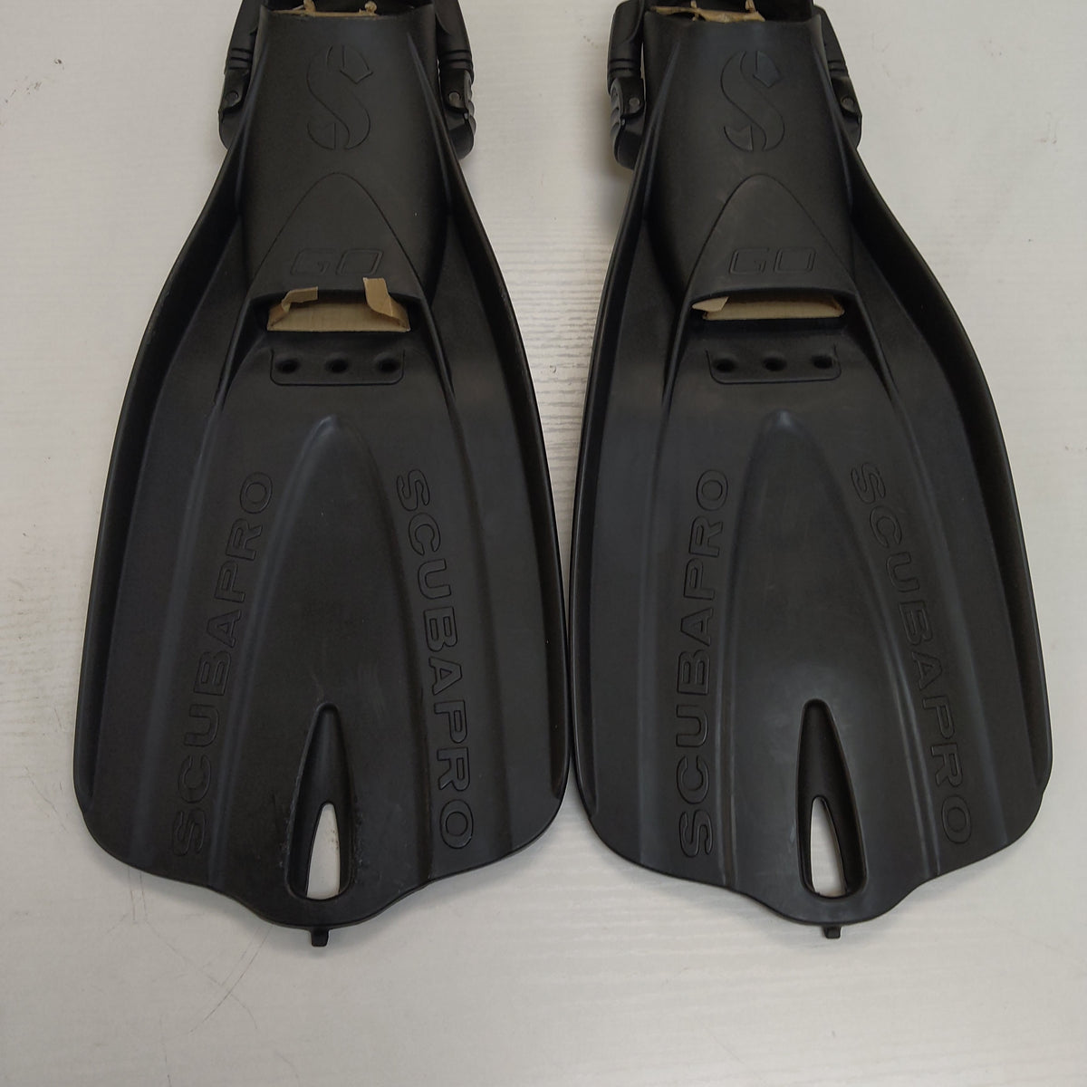 Used Scubapro GO Travel Fins – DiveCatalog.com
