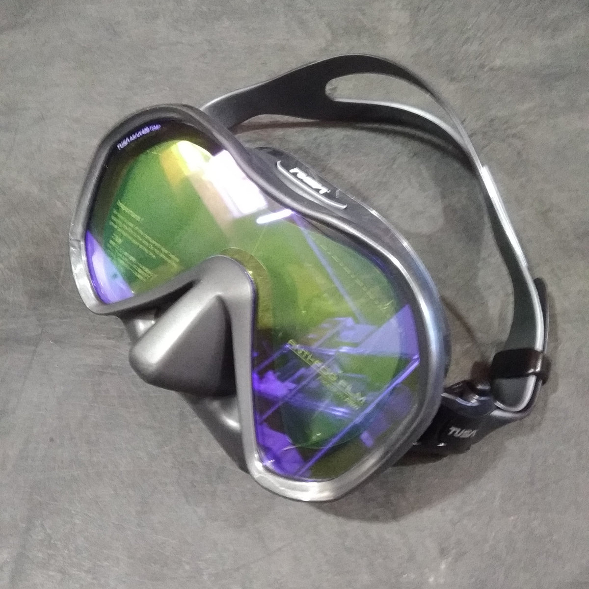 Used Tusa Zensee Pro Mask – DiveCatalog.com